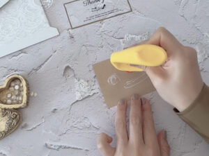 無印ミニ封筒×Daisoトレーシングペーパーで作る主役級ポチ袋。無料テンプレートと作り方 | ARARS